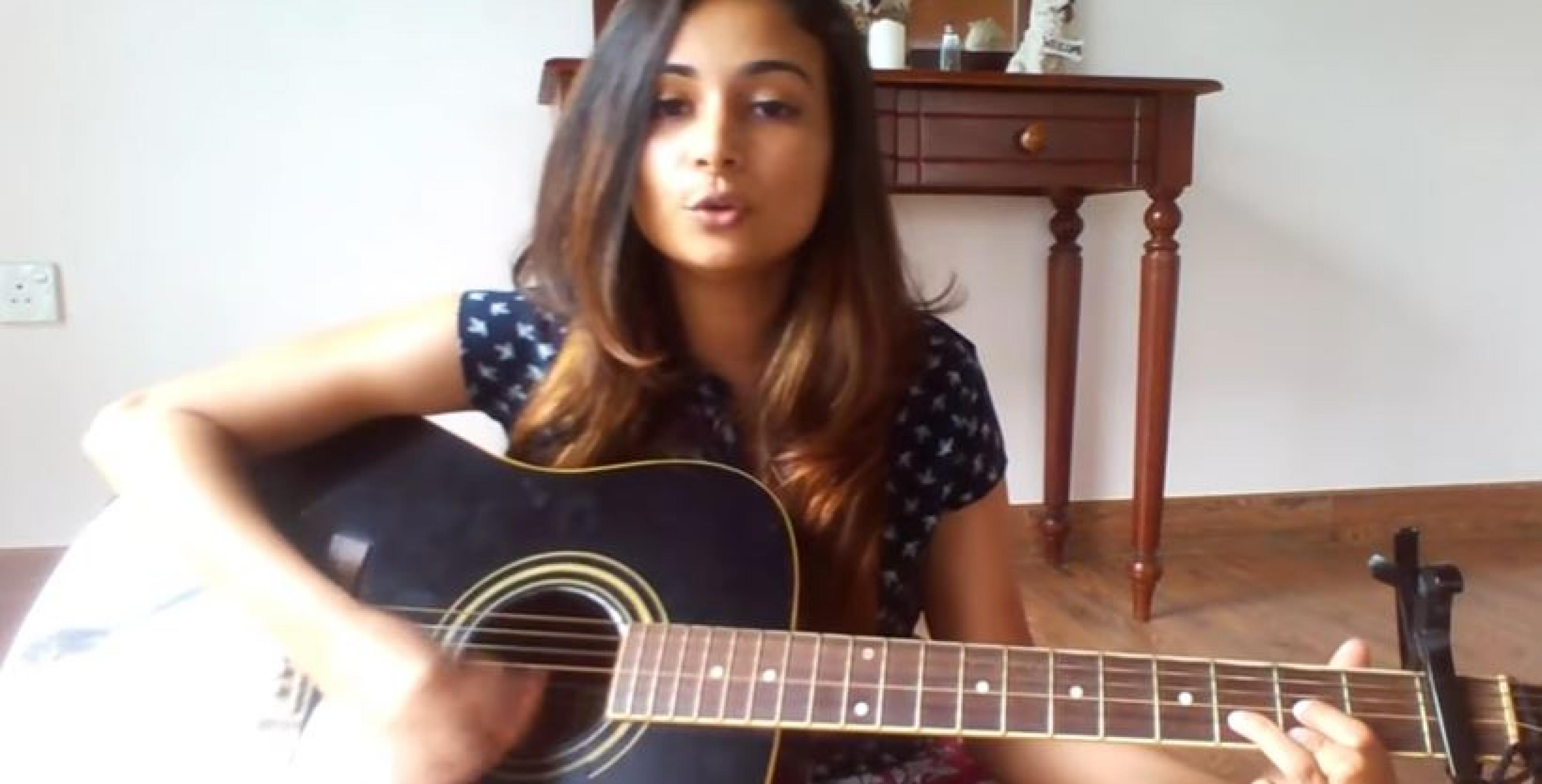 Stephanie Sansoni – මල් පිට මල් Cover | Decibel