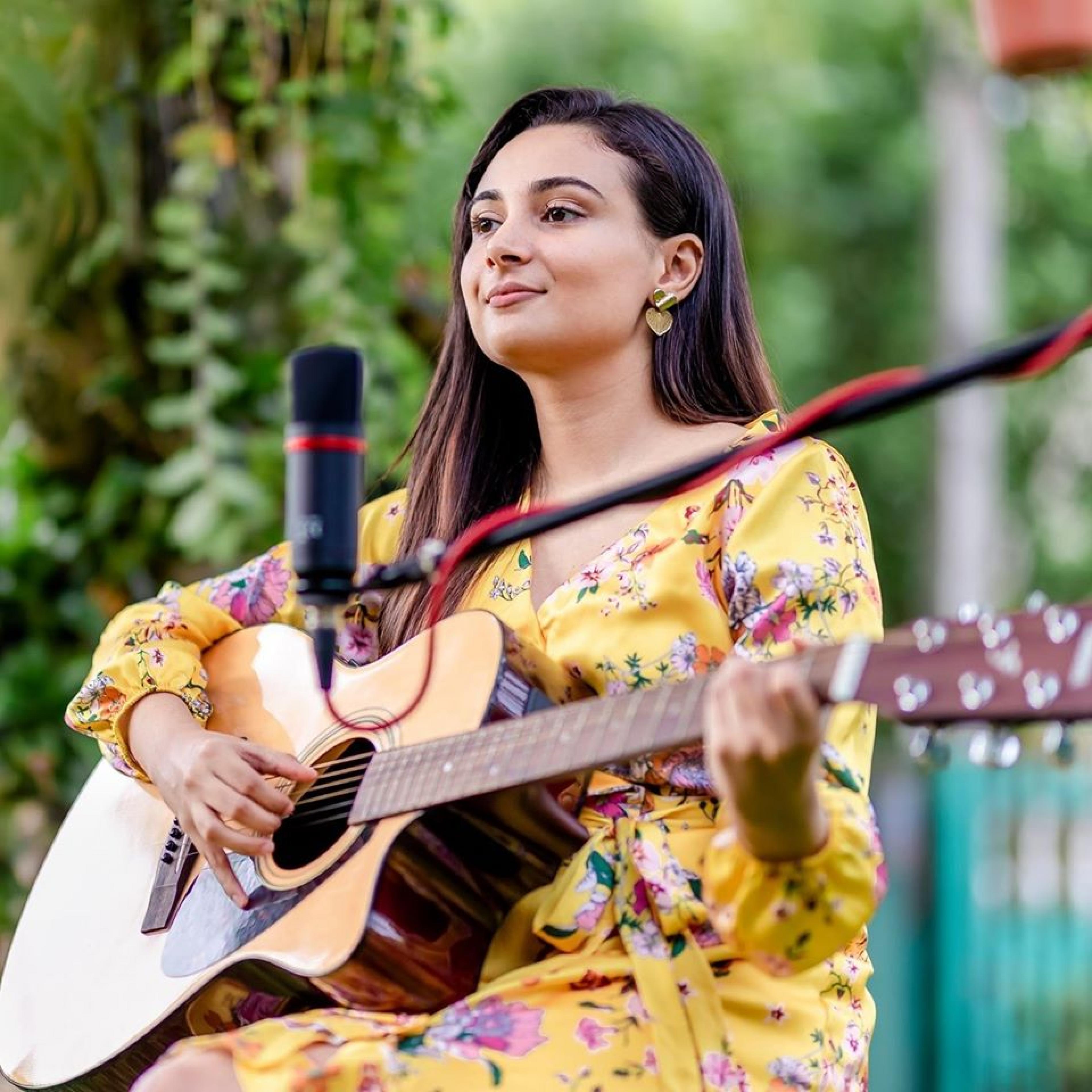 Heal The World (English + Sinhala Cover) | Stephanie Sansoni | Decibel